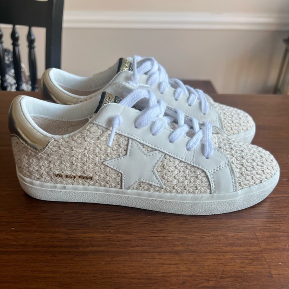 Vintage Havana | Shoes | Vintage Havana Sneakers Size 7 | Poshmark